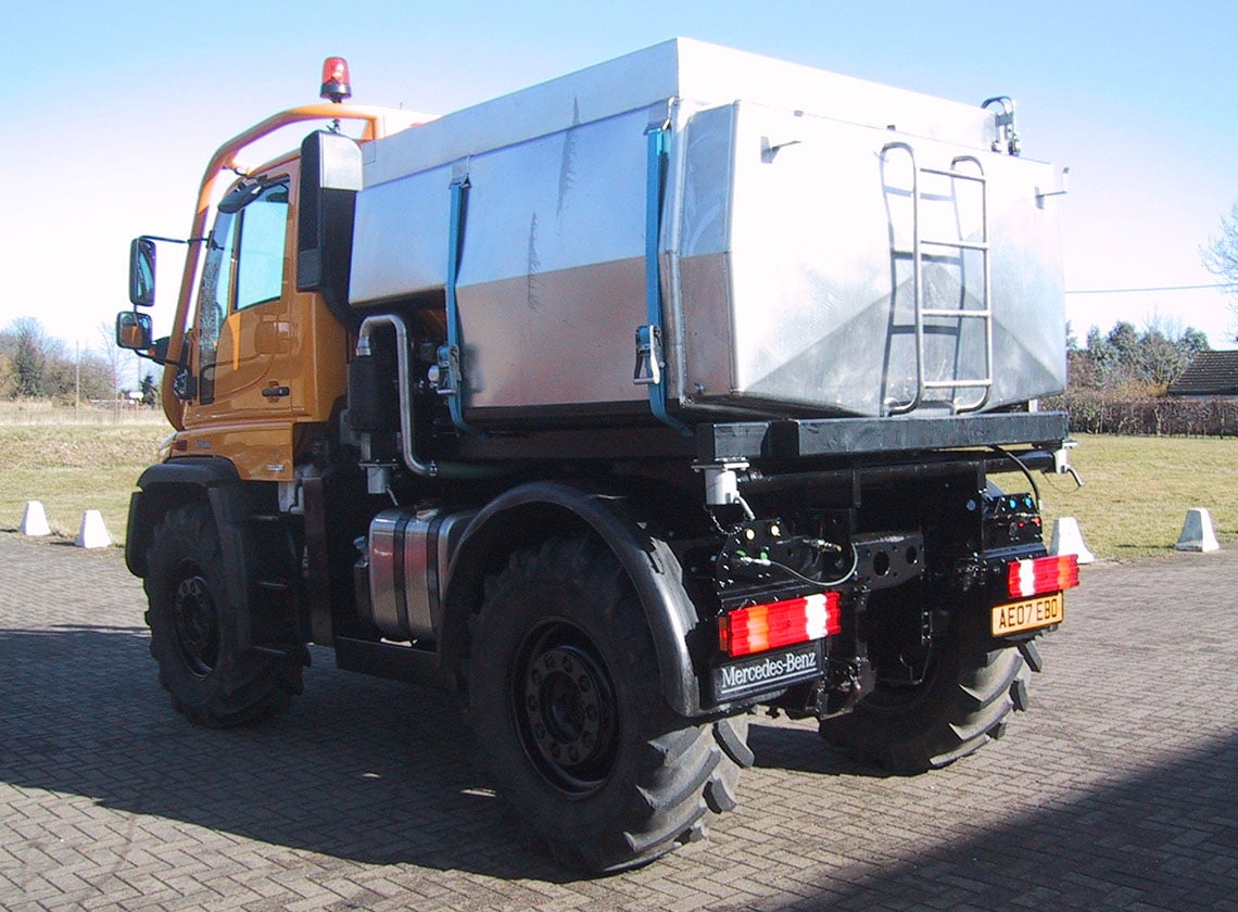 Bowser Mix Tanks | Crop Spraying | WB Engineers